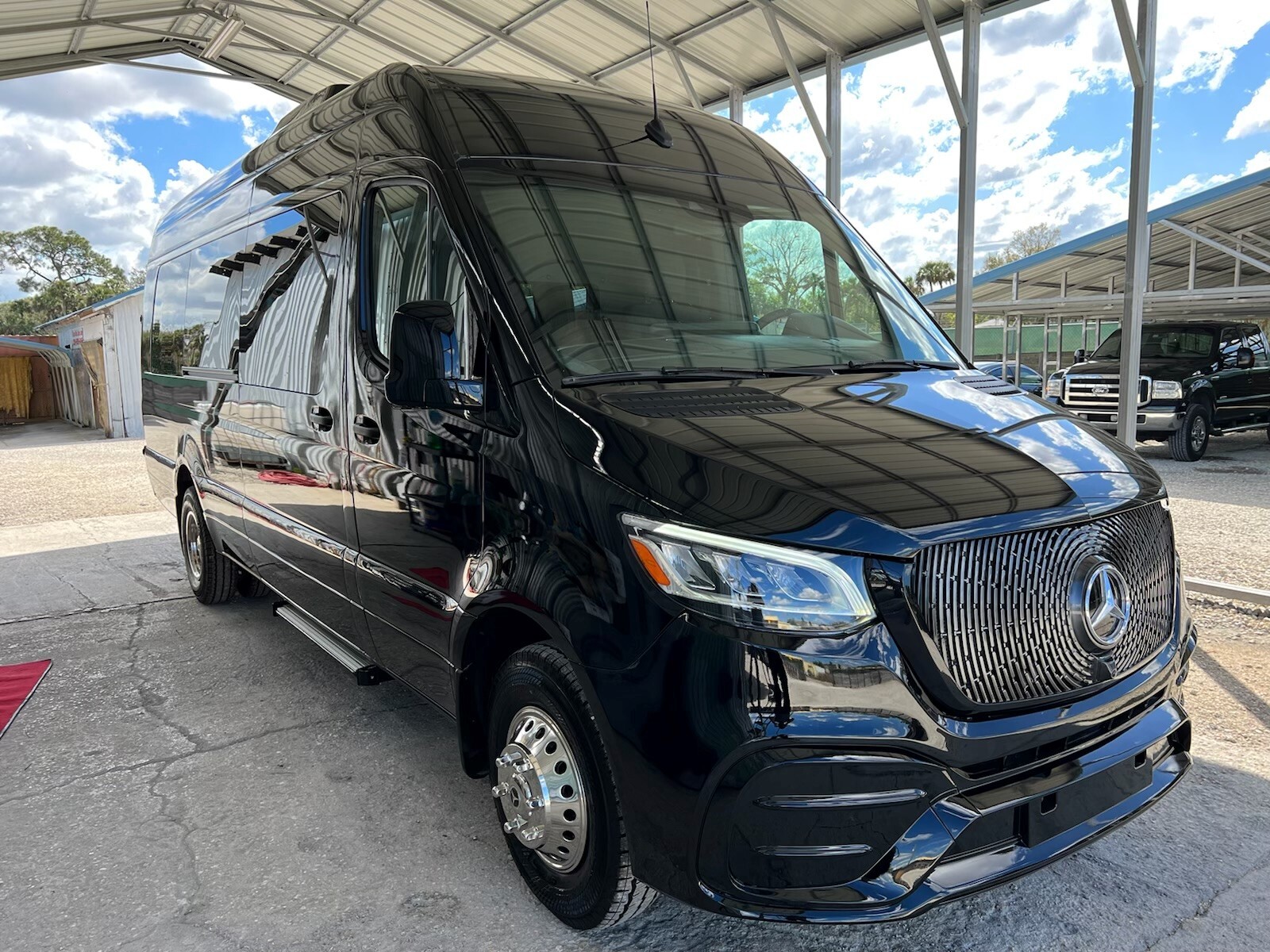 Nashville Night Out in Mercedes Benz Maybach Sprinter Van (Driver ...